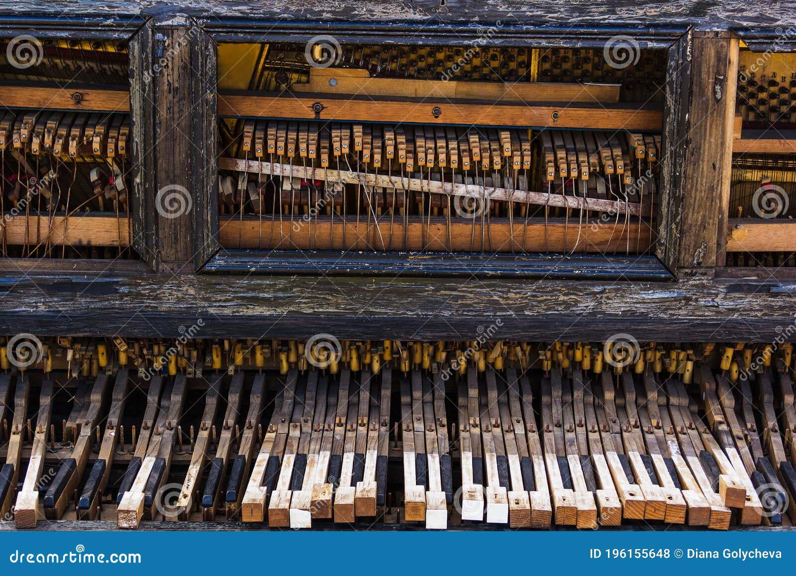 Broken Piano Keys Background