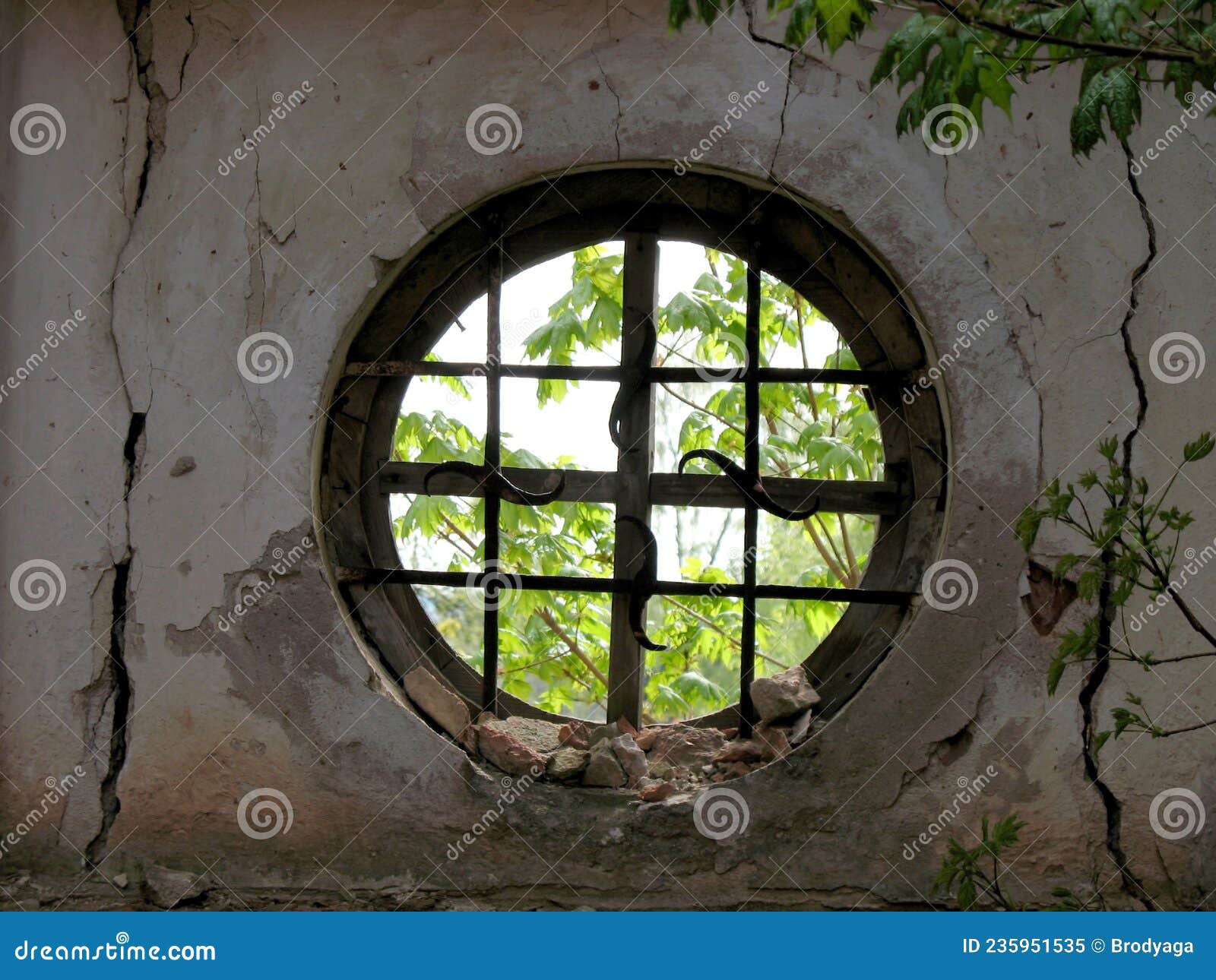 Broken Old Round Window in an Abandoned Temple Stock Image - Image of ...