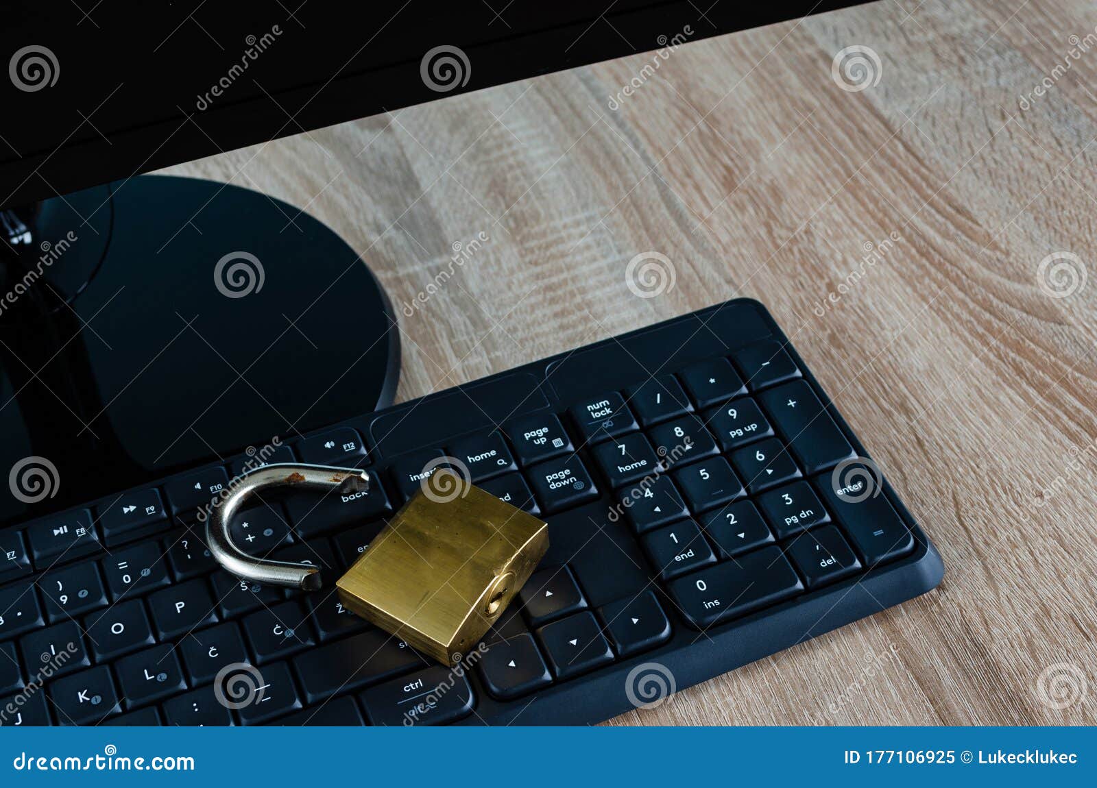 Broken Padlock on Computer Keyboard, Concept for Internet and Security ...