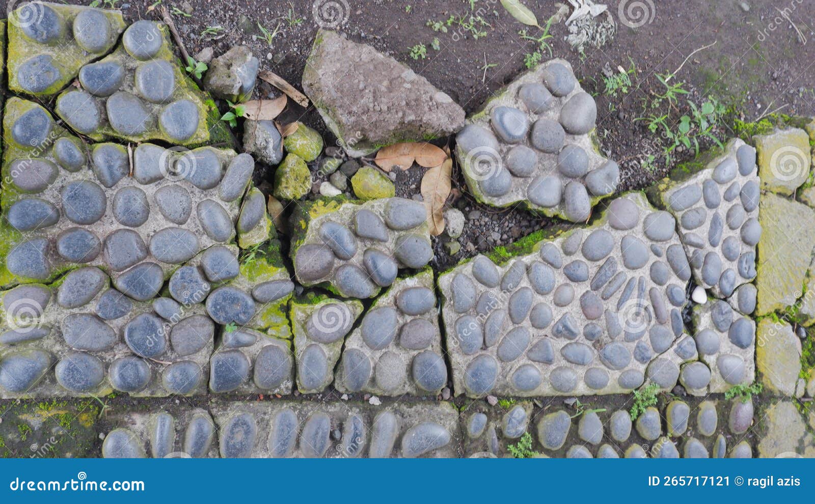Broken Pebble Stone Floor Tile, Cement Floor Stock Image - Image of ...