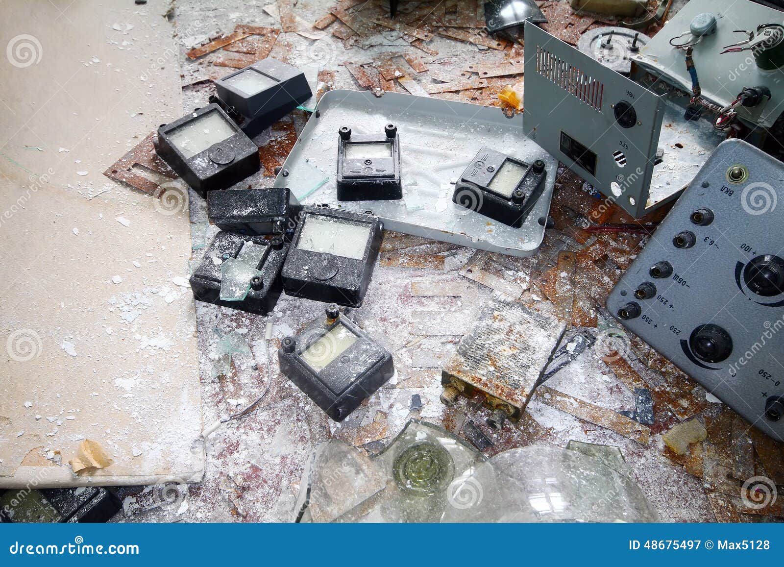 1,264 Broken Devices Photos - Free & Royalty-Free Stock Photos from ...