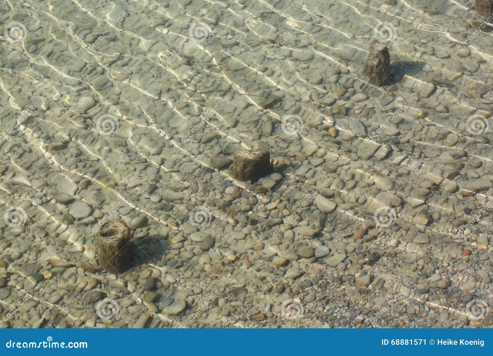 Broken pile mooring stock image. Image of mooring, lake - 68881571