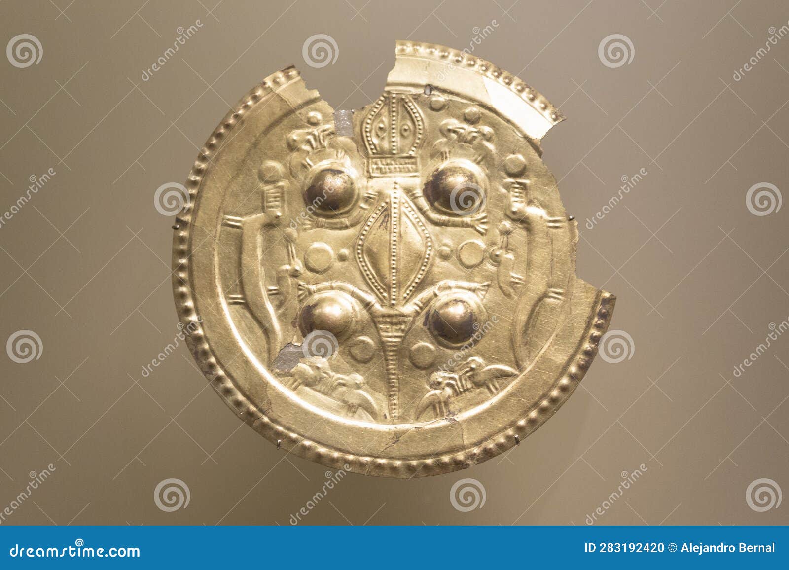 Broken Rounded Indigenous Ancient Golden Pectoral with a Lizard ...