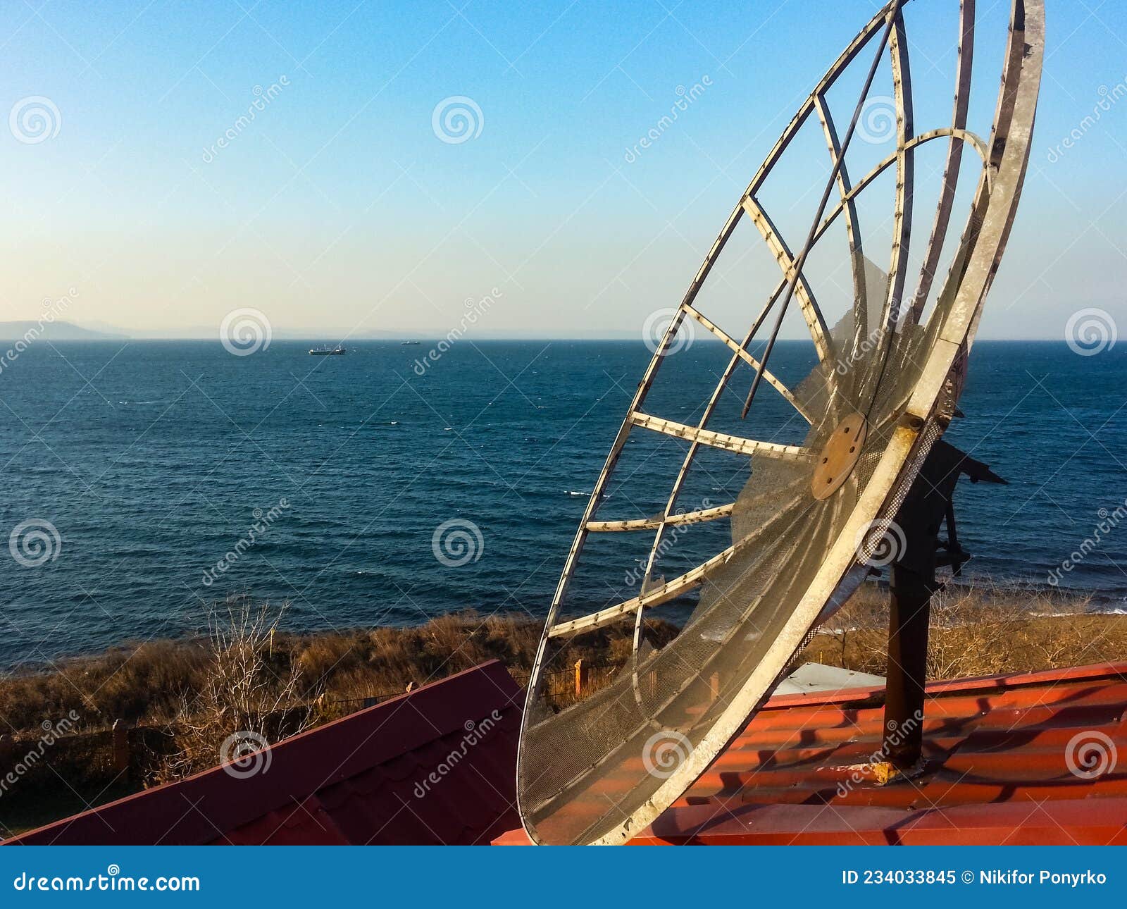 Broken satellite dish stock image. Image of harbor, horizon - 234033845