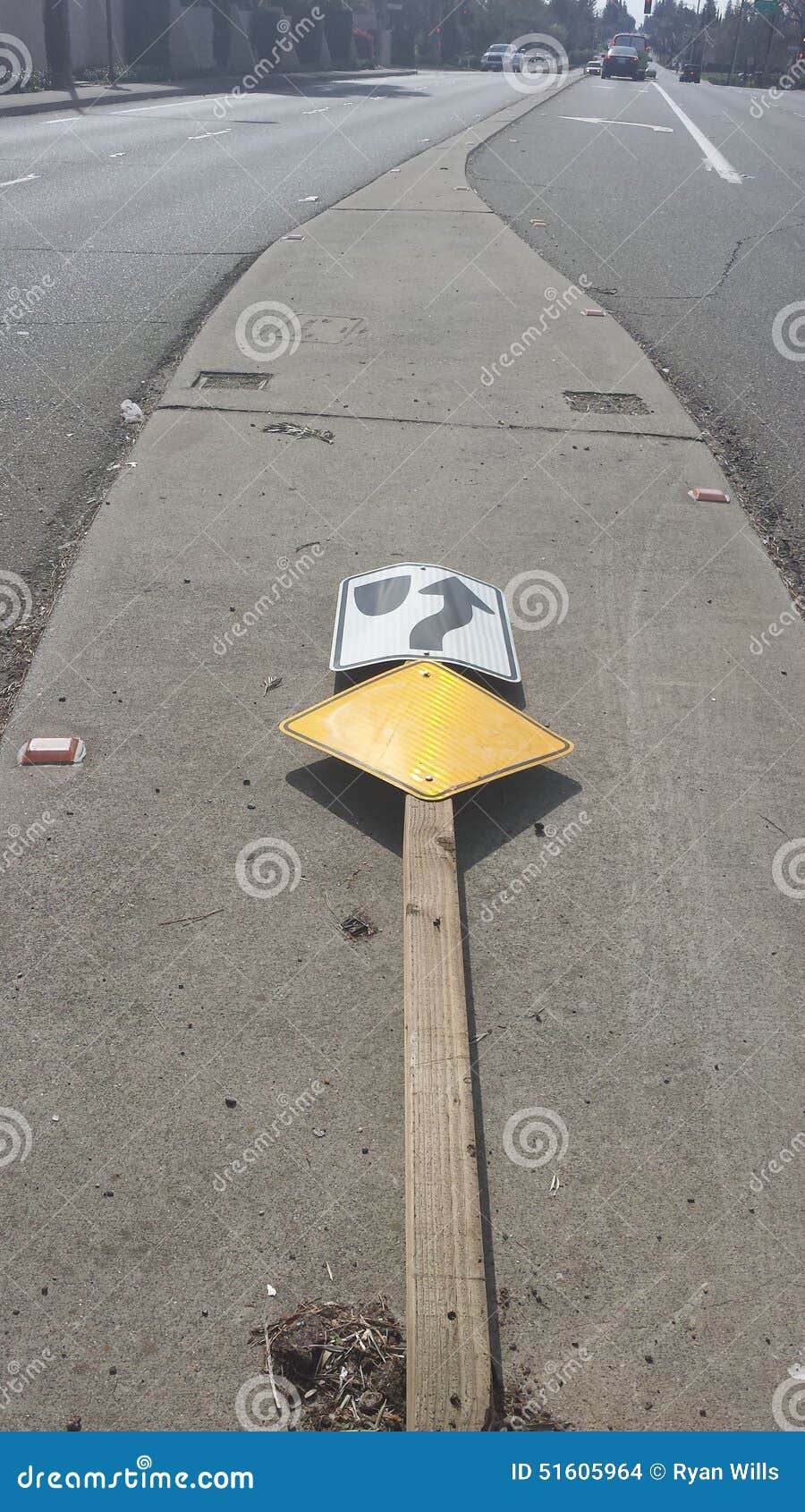 Broken Sign Royalty-Free Stock Photo | CartoonDealer.com #16151985