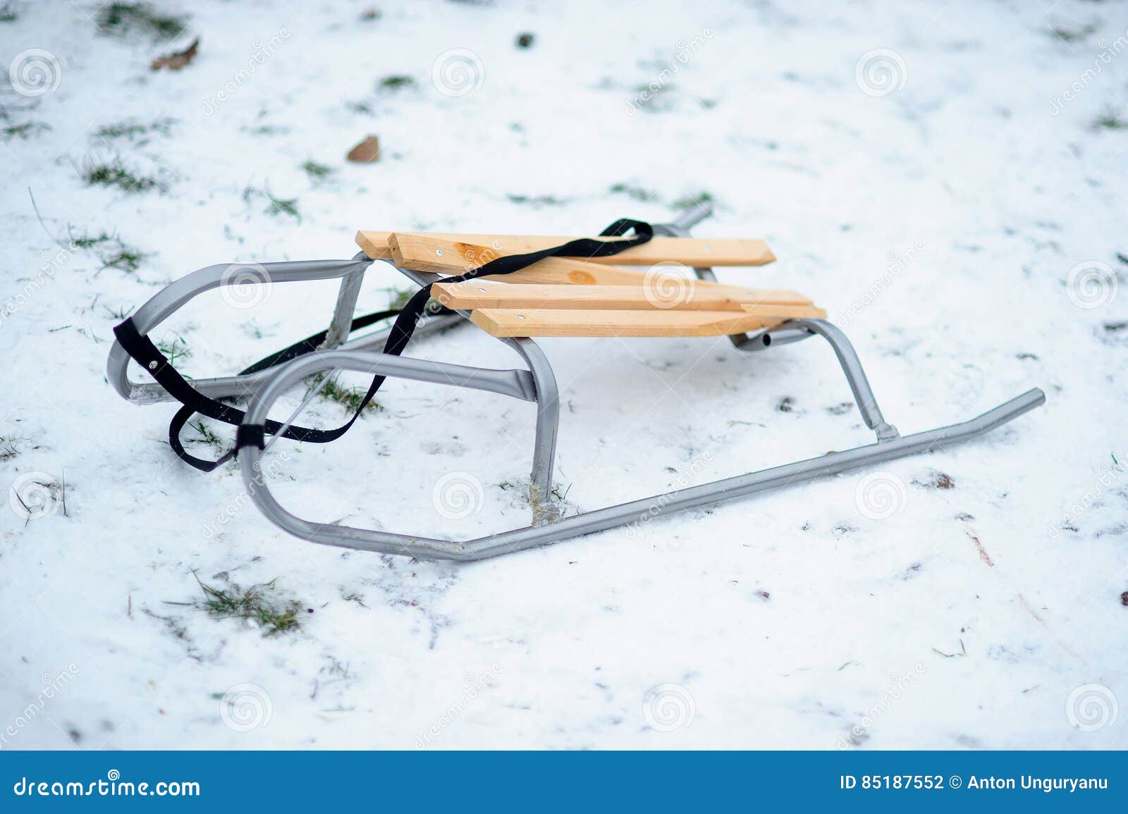 Broken snow sledge. stock photo. Image of forgotten, wintertime - 85187552