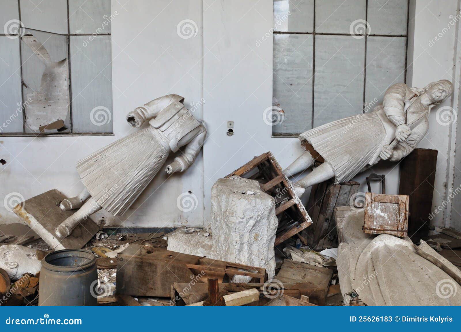 Broken Statues Heroic Figures Editorial Stock Photo - Image of heroic ...