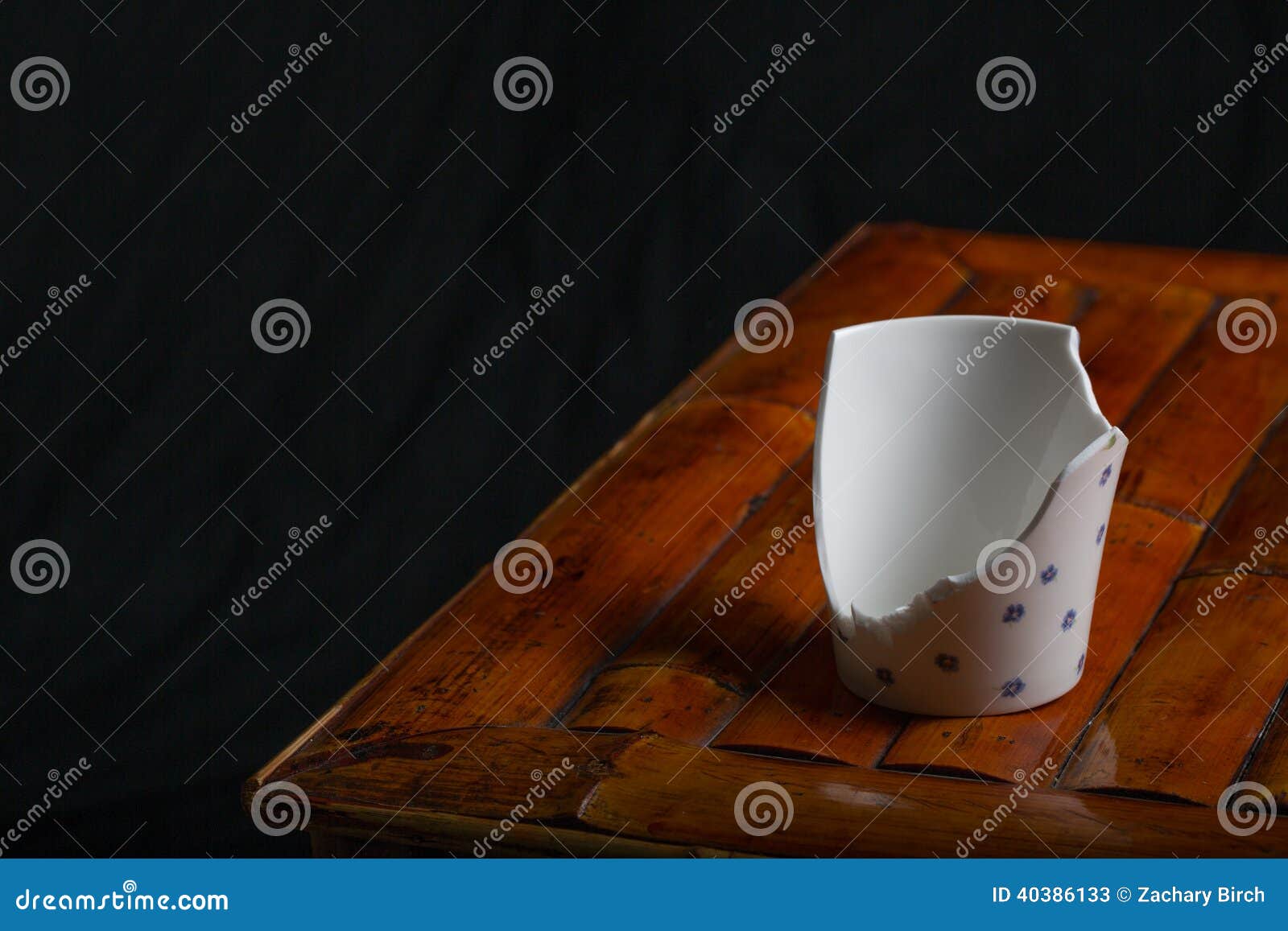 Broken tea cup stock image. Image of simple, bamboo, fineart - 40386133
