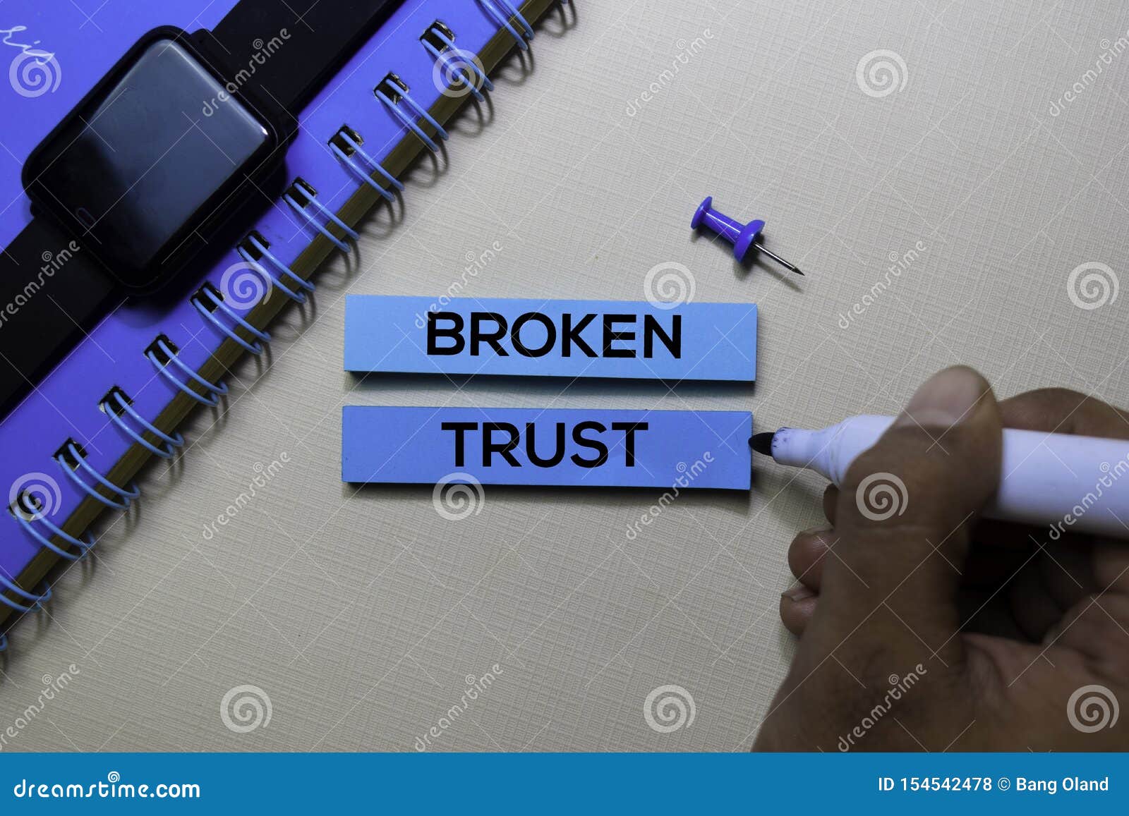 Broken Trust Text on Sticky Notes Isolated on Office Desk Stock Photo ...