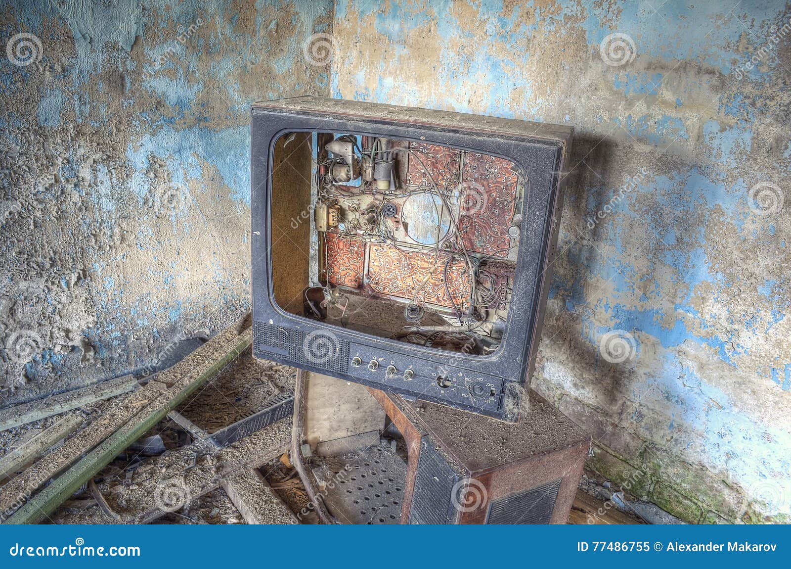 Broken TV stock image. Image of hdri, plastic, broken - 77486755
