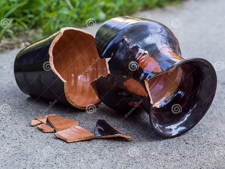 Broken vase stock image. Image of unfortunate, accident - 26118705