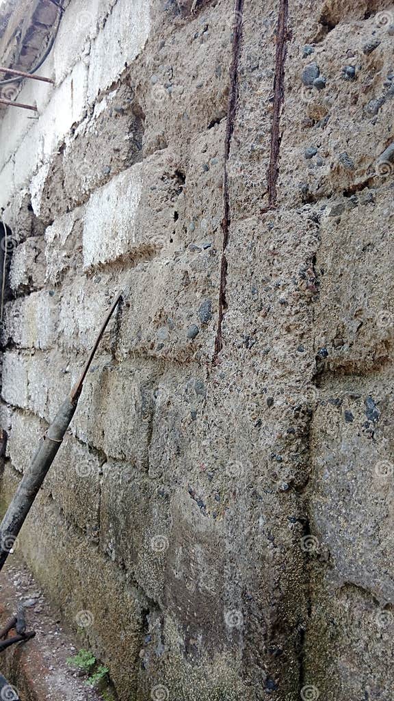 Broken Wall with the Bad Architecture Stock Image - Image of broken ...