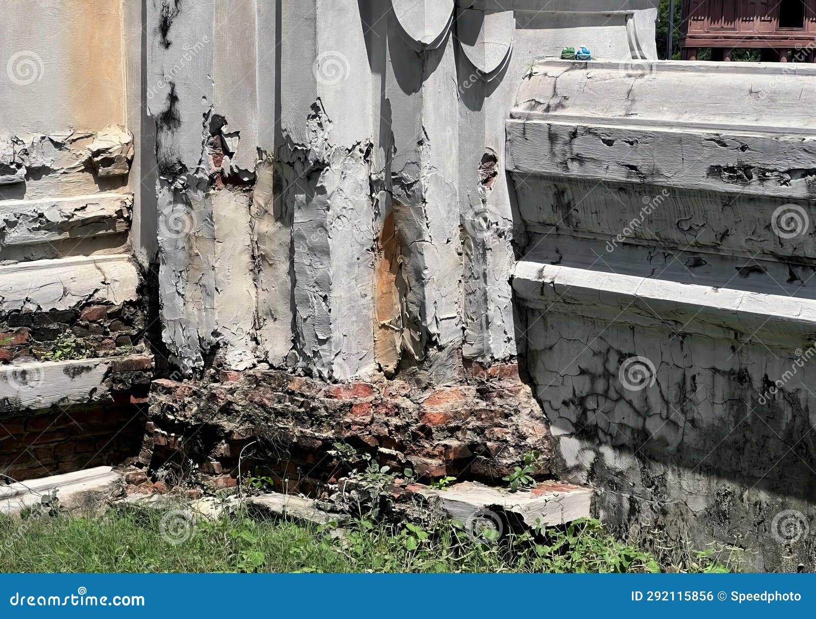 A Broken Wall with a Broken Base Stock Photo - Image of wall, break ...