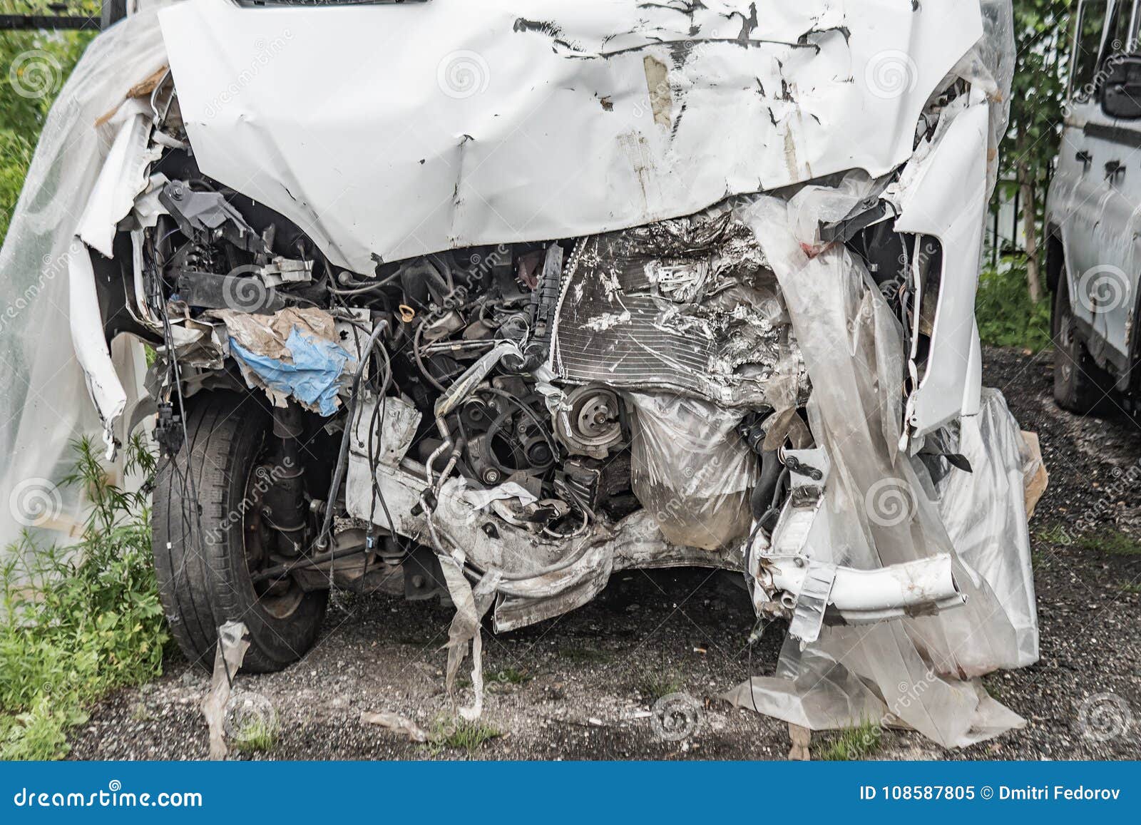 A Broken White Van in the Parking Lot Stock Image - Image of bumper ...