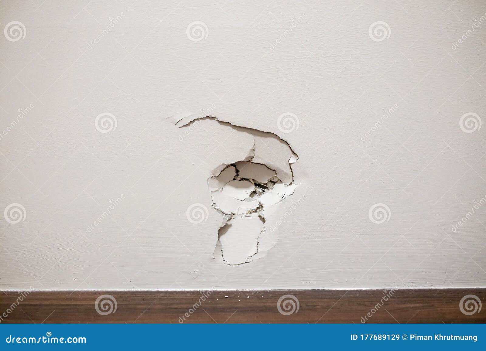 Broken White Wall Texture Background Stock Image - Image of ...