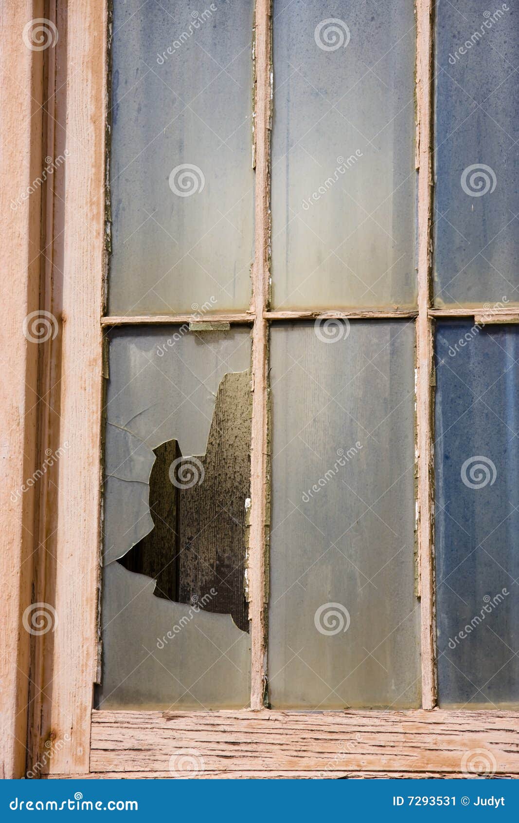 Broken Window stock image. Image of pane, glass, urban - 7293531