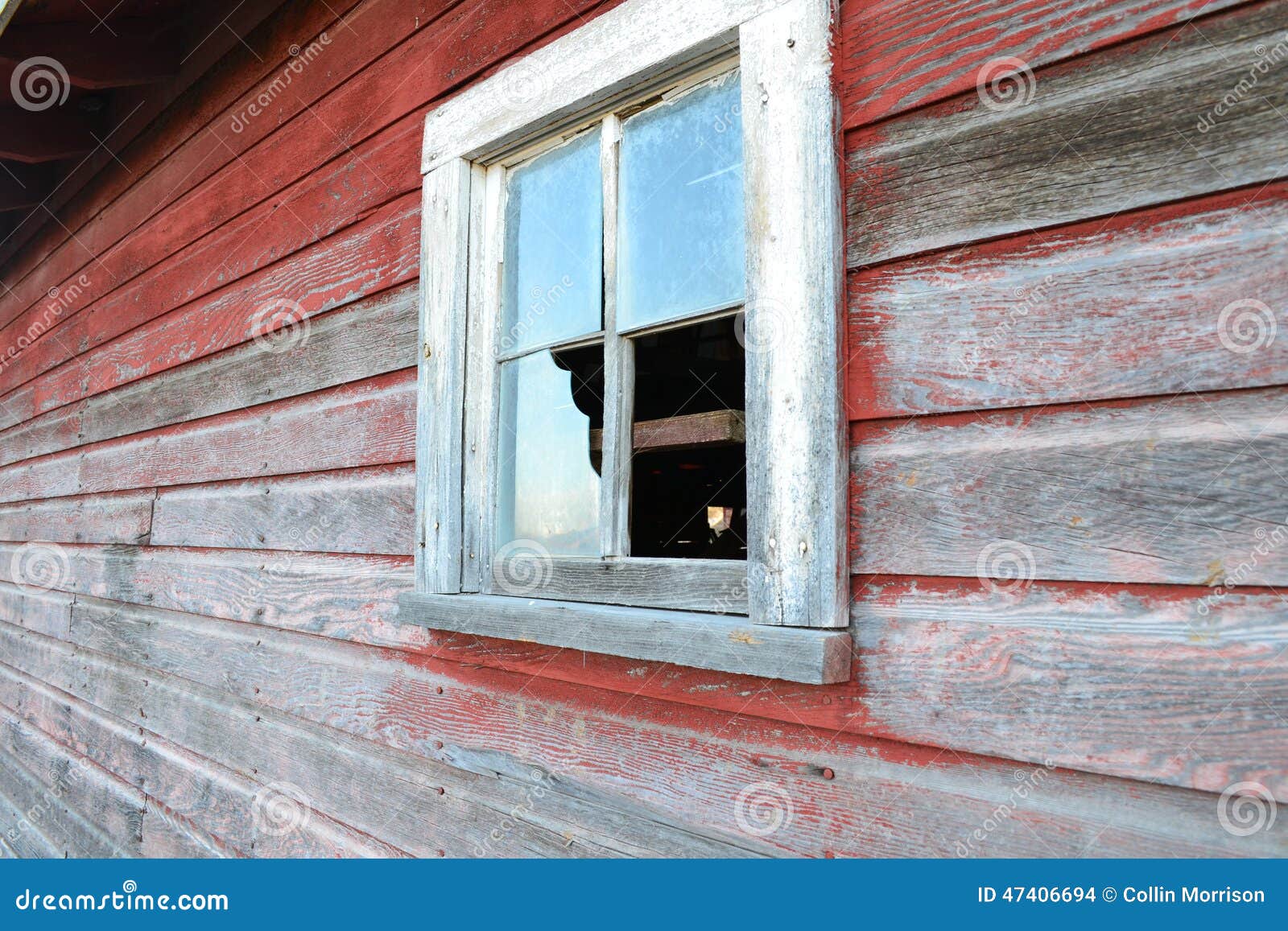 Broken window on a barn stock photo. Image of abandoned - 47406694