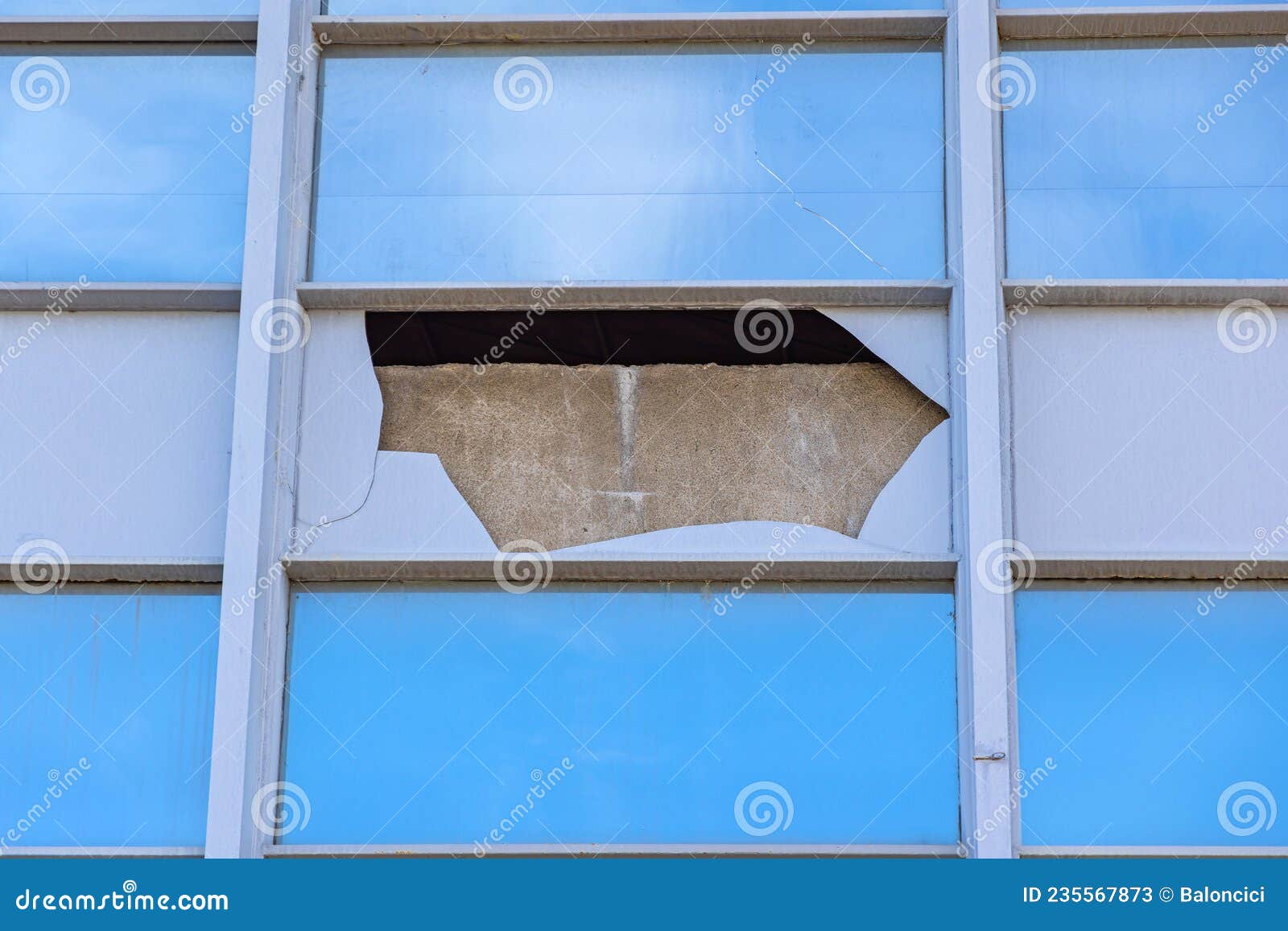 Broken Window Big Hall stock image. Image of architecture - 235567873
