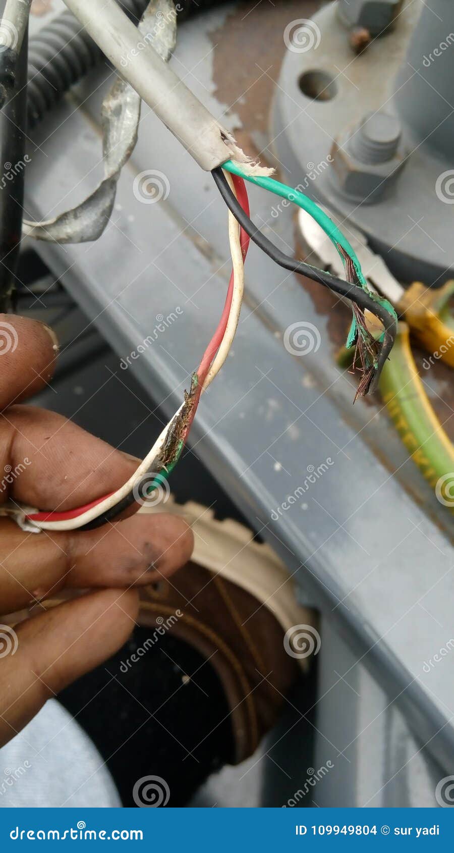 Broken wires stock photo. Image of wires, circuit, broken - 109949804