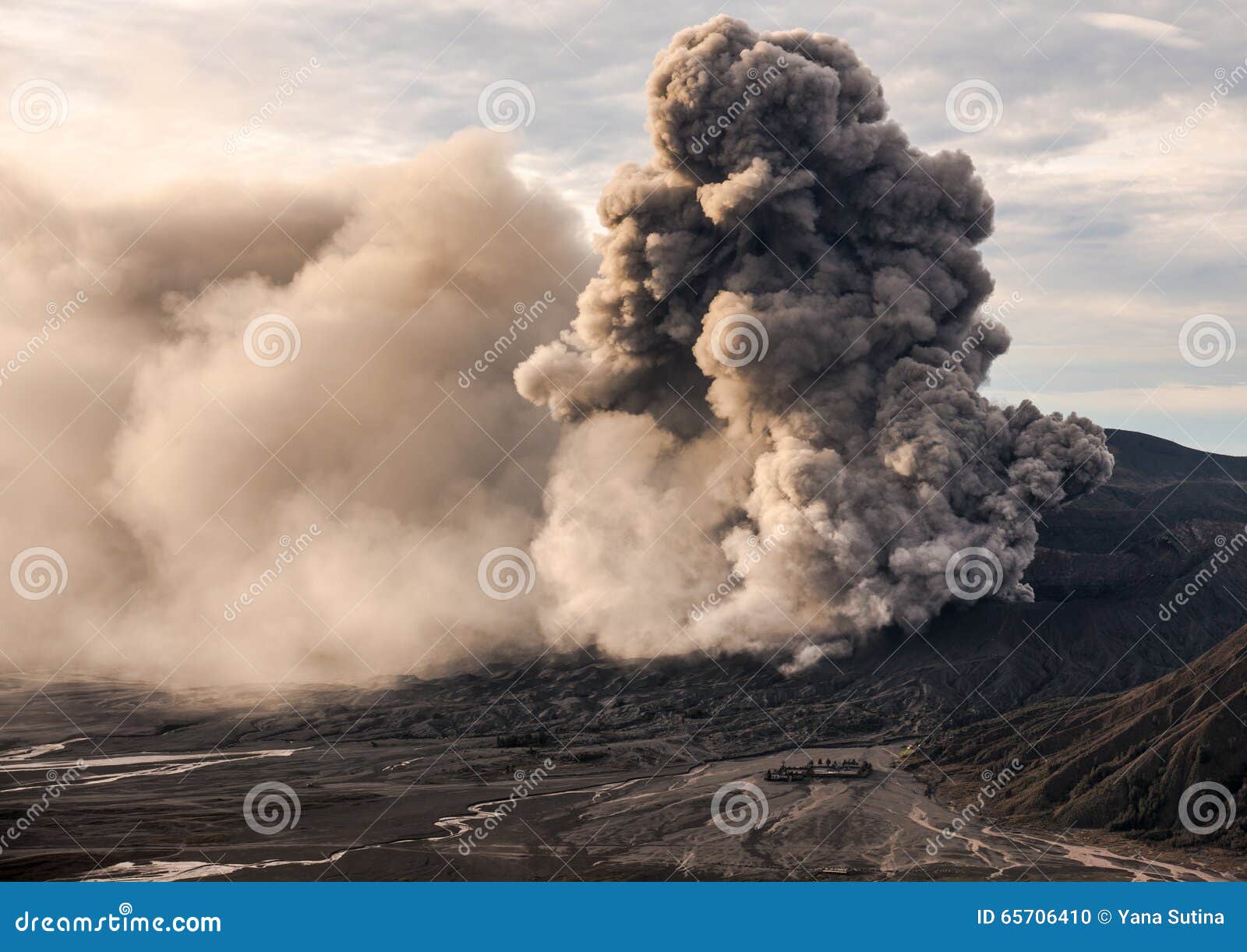 The Bromo volcano eruption stock photo. Image of climbing - 65706410