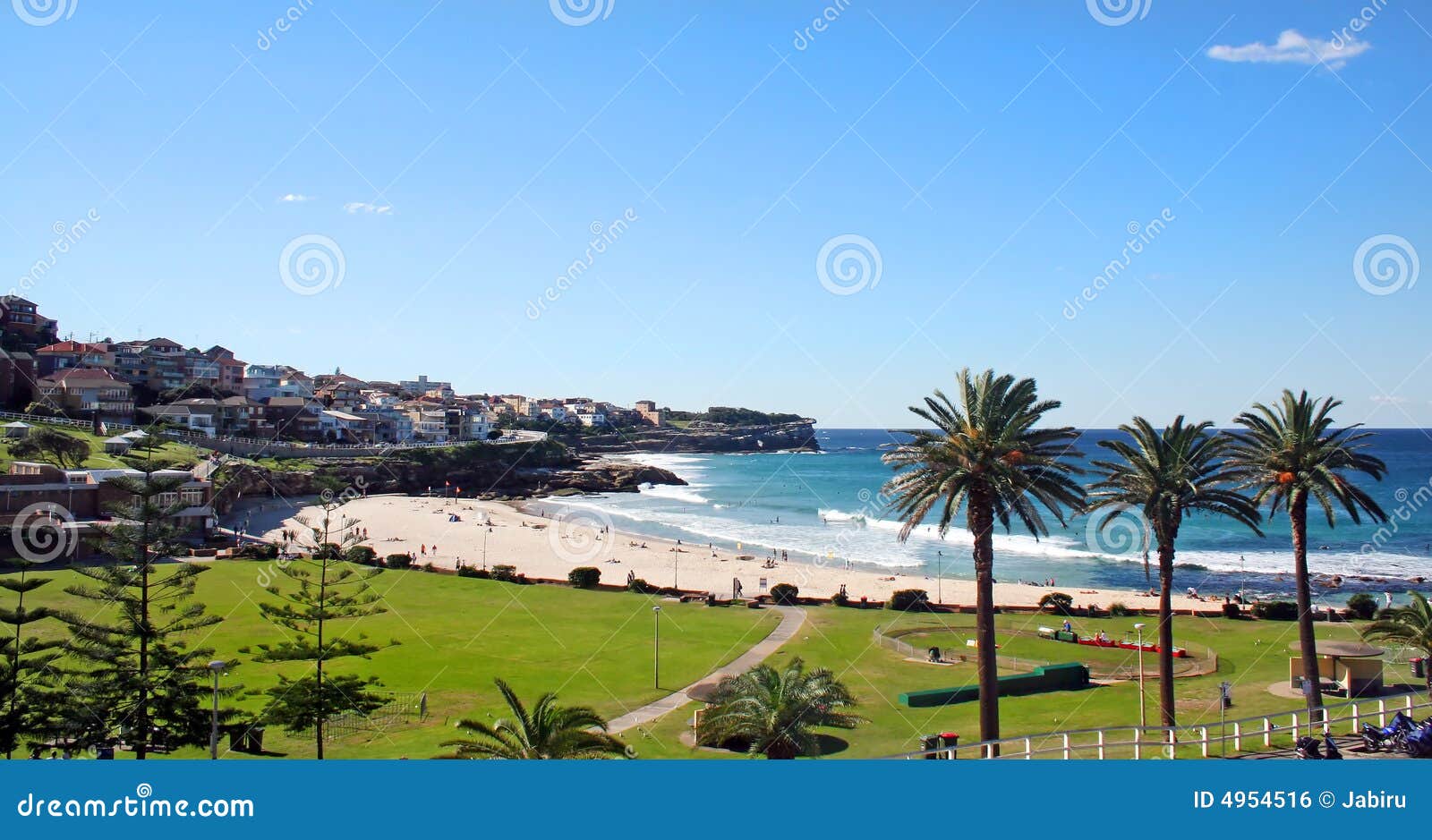 Bronte Beach Sydney stock photo. Image of lifesavers, park - 4954516
