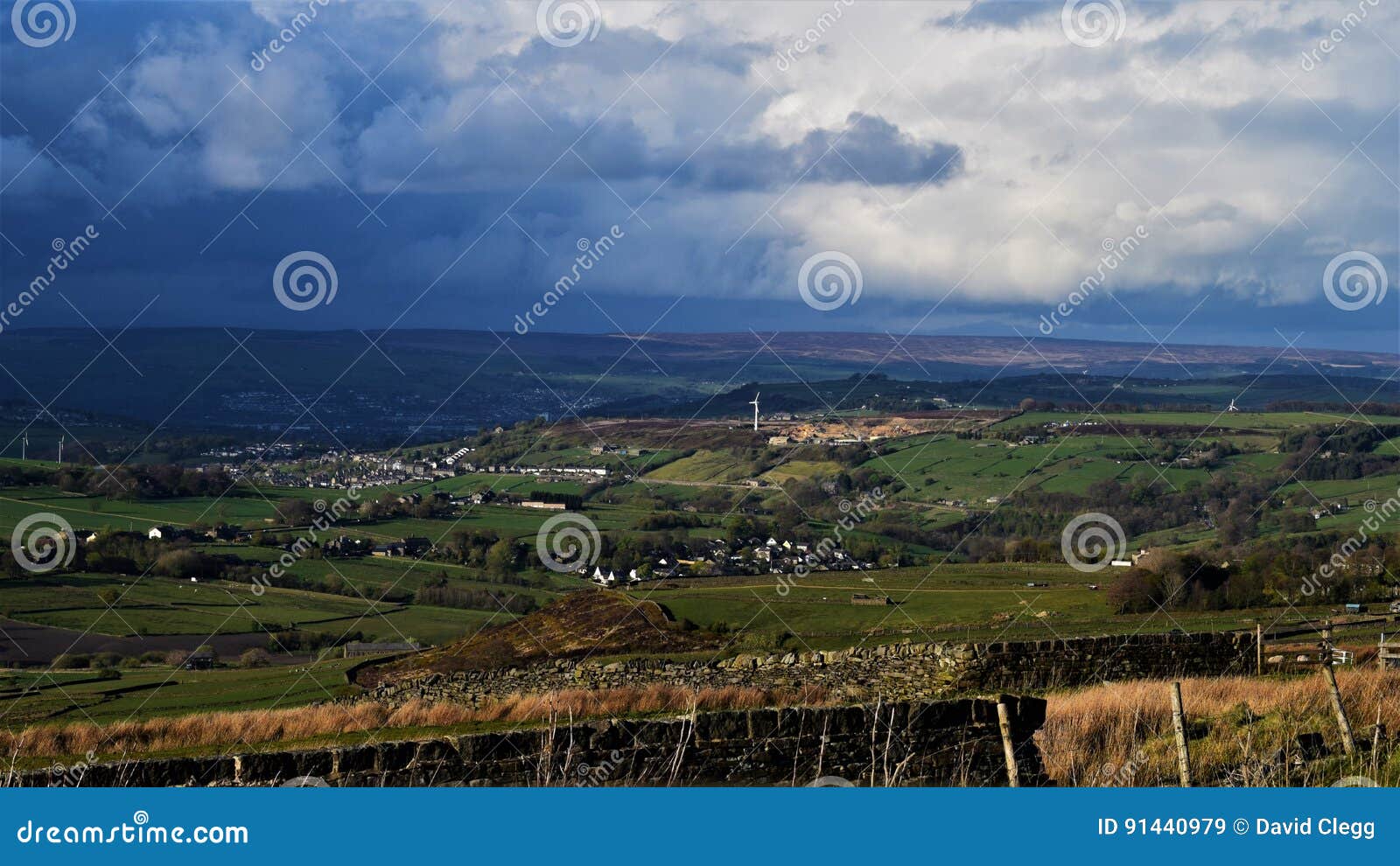 Bronte Country stock image. Image of landscape, fields - 91440979