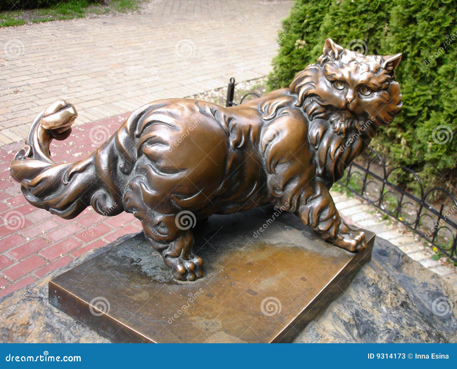 Bronze cat stock image. Image of styled, object, statue - 9314173