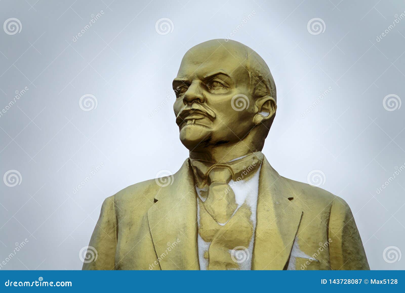 Bronze monument of Lenin stock image. Image of architectural - 143728087