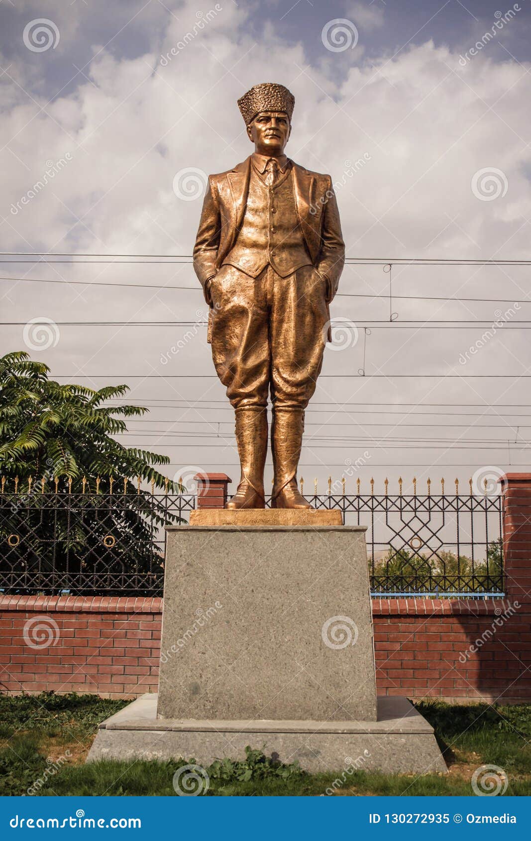 Bronze Statue of Independence War Heroes in Ankara Editorial Image ...
