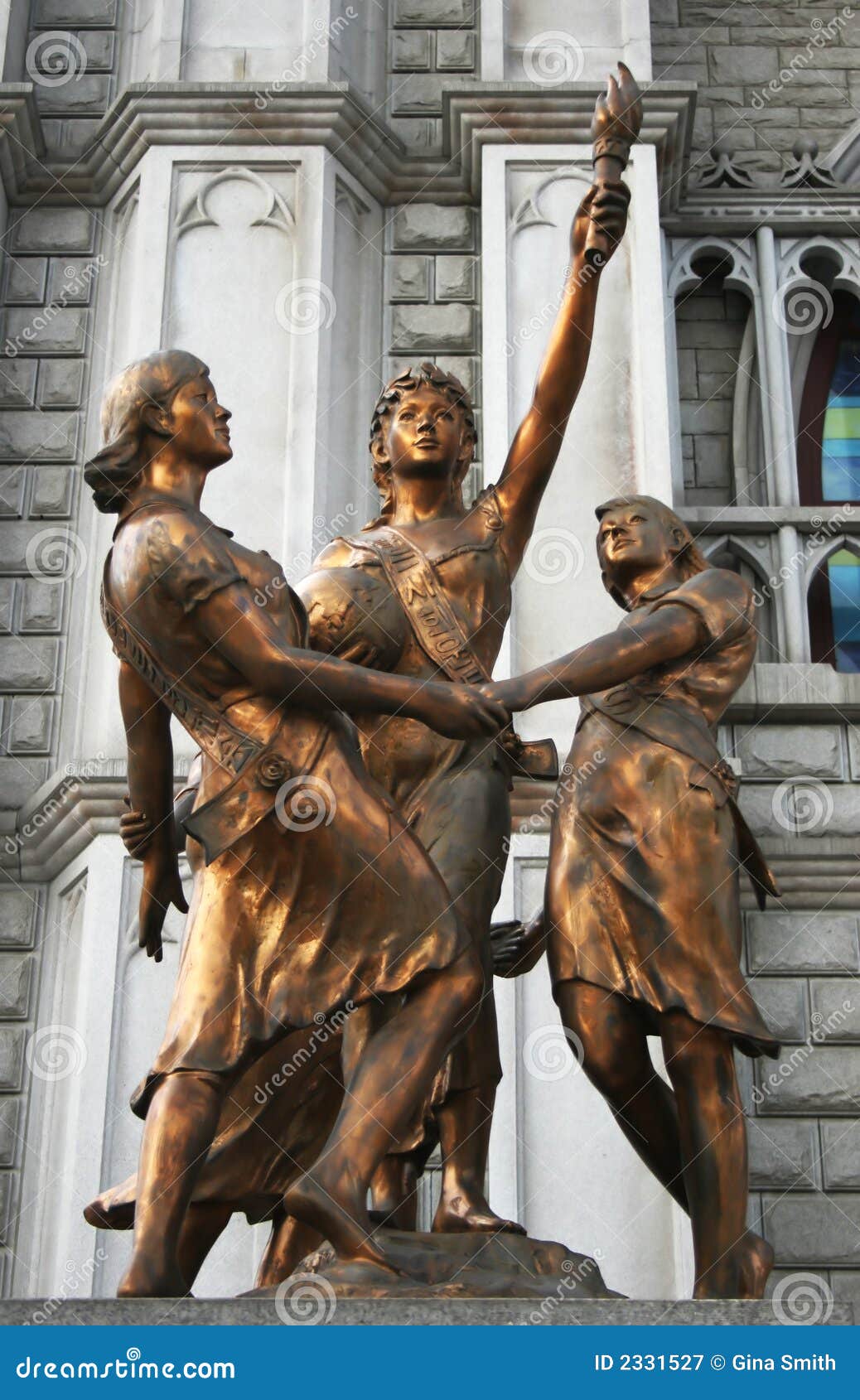 Bronze Statues Royalty-Free Stock Photography | CartoonDealer.com #2331527