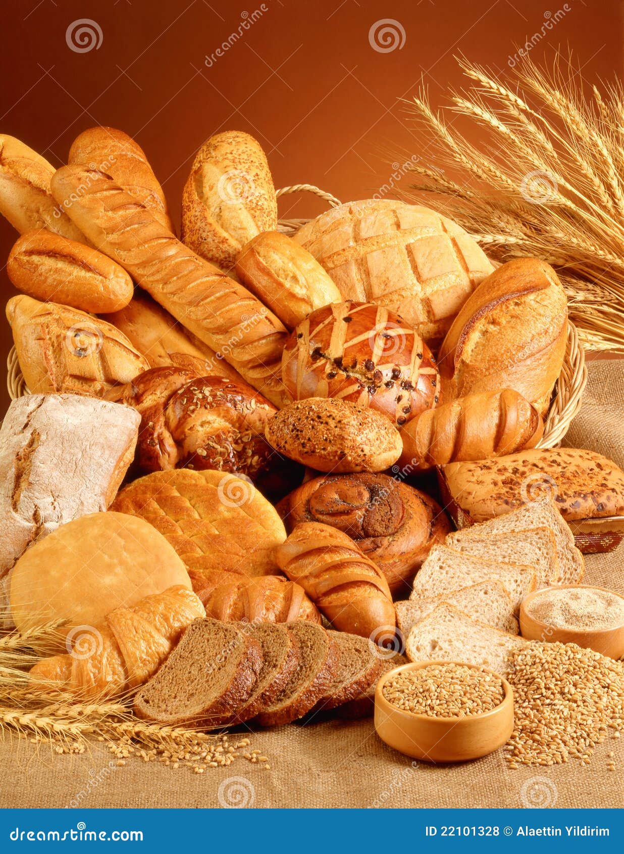 Brood stock foto. Image of stokbrood, frans, maaltijd - 22101328