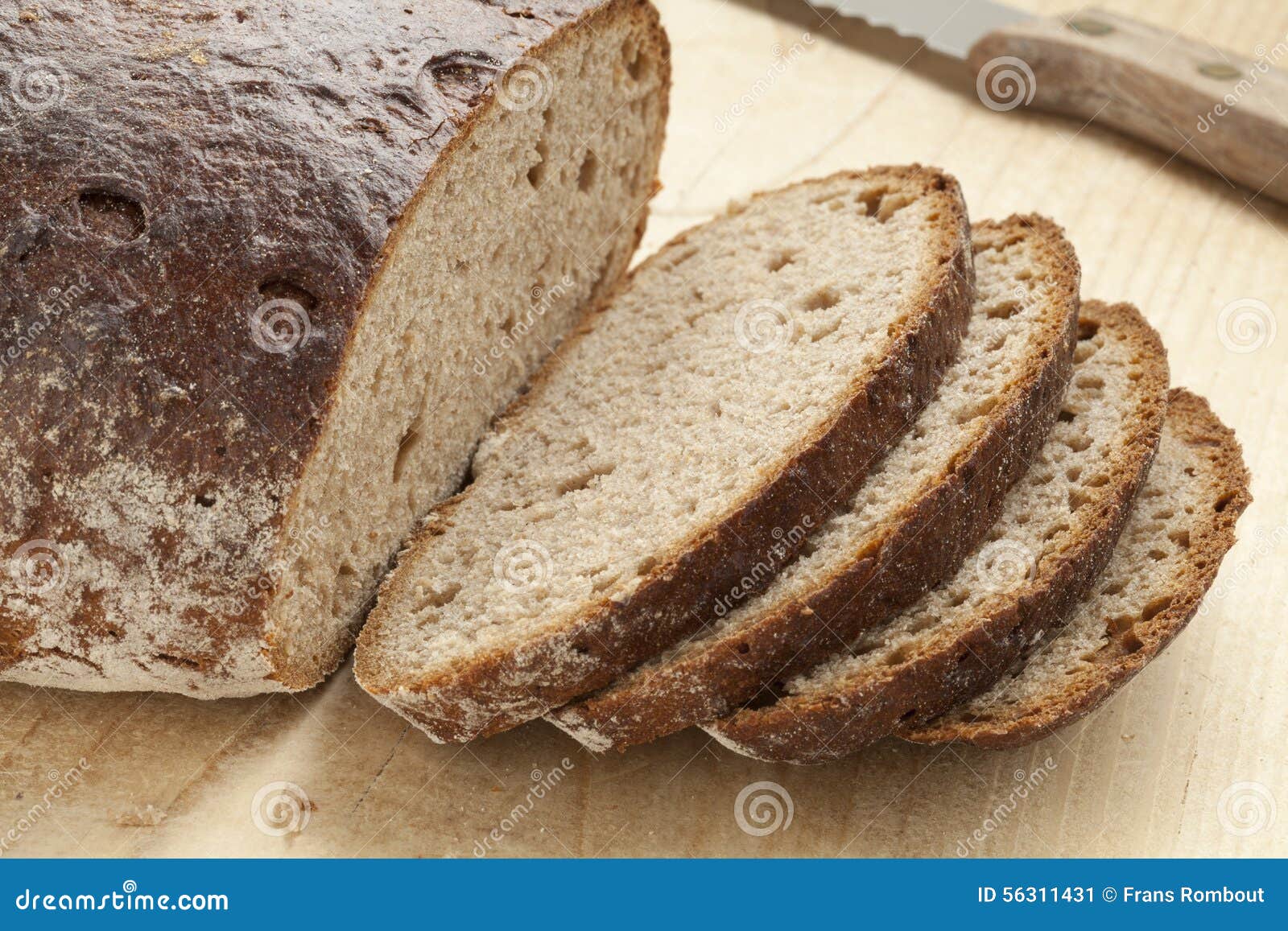 Brood Van Gezond Duits Zuurdesembrood Stock Afbeelding - Image of ...