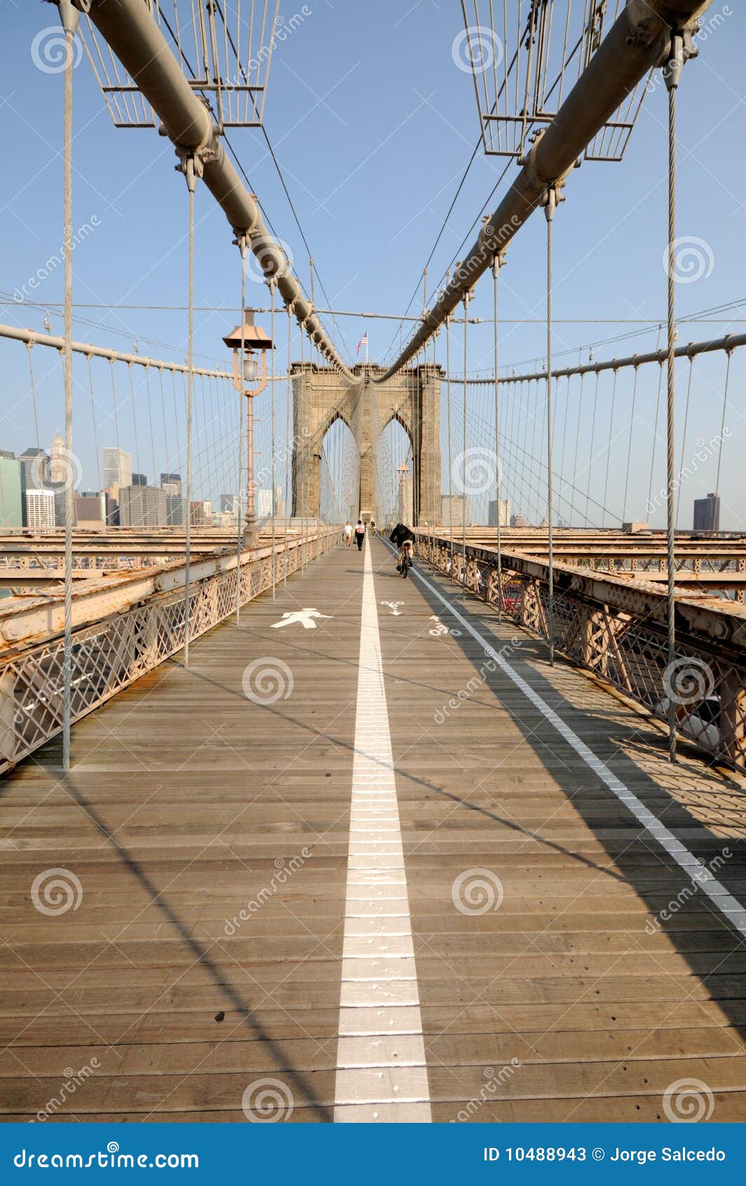 Brooklyn Bridge stock image. Image of footbridge, diminishing - 10488943