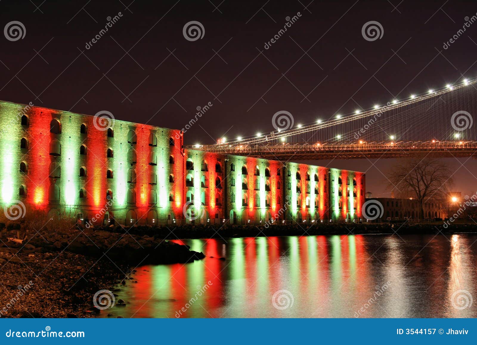 Brooklyn Bridge at Christmas Stock Image - Image of geometric, building ...