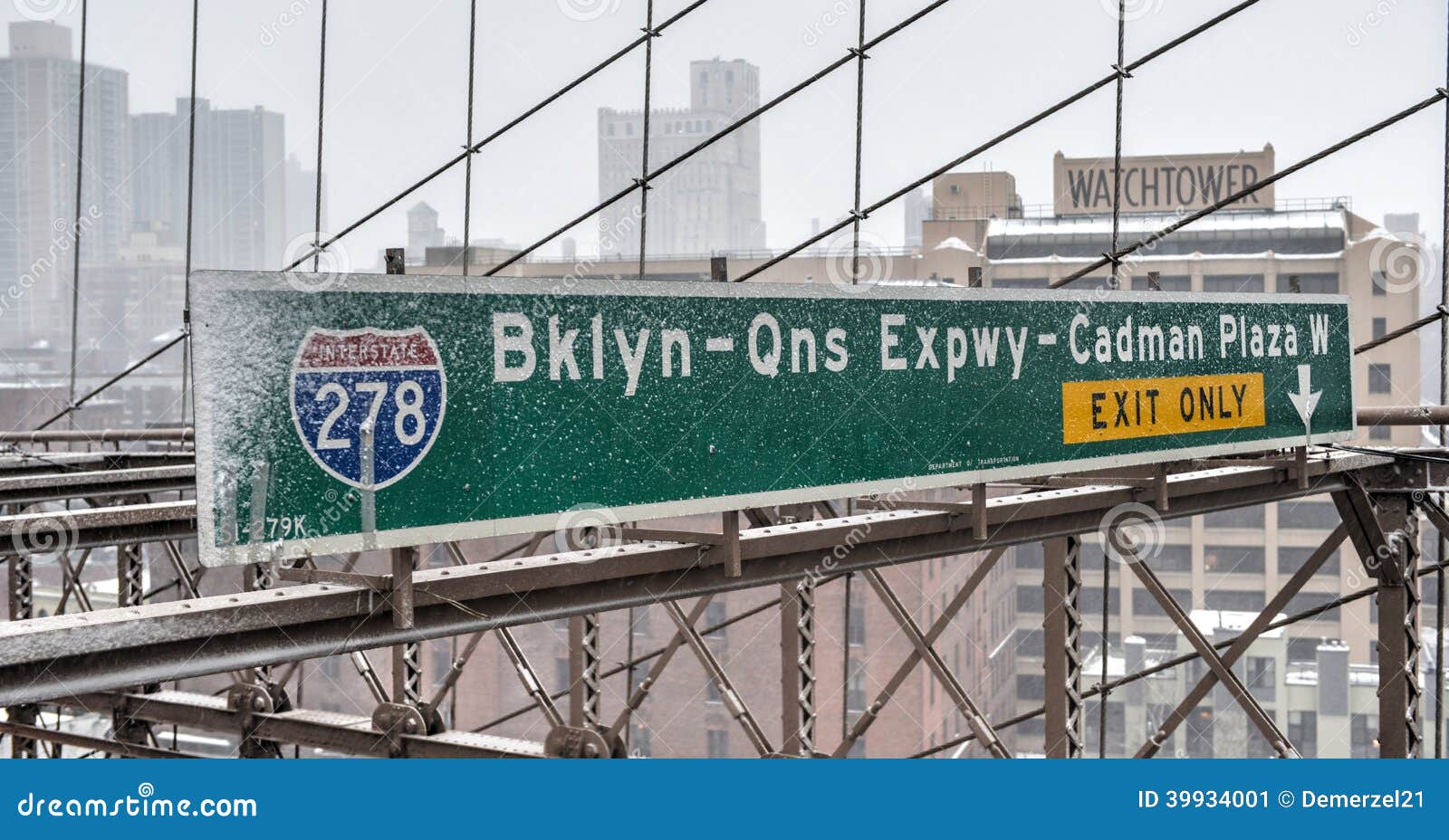 Brooklyn Queens Expressway Sign Stock Image - Image of road, manhattan ...