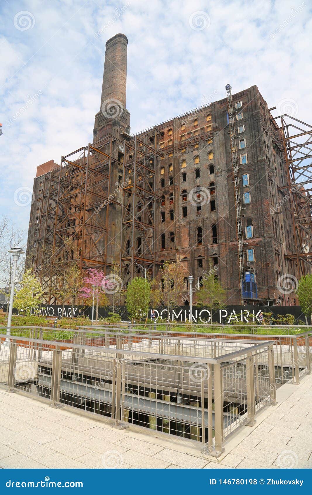 Brooklyn`s Domino Sugar Factory Redevelopment Project Editorial Stock ... Brooklyn`s Domino Sugar Factory Redevelopment Project Editorial Stock ...