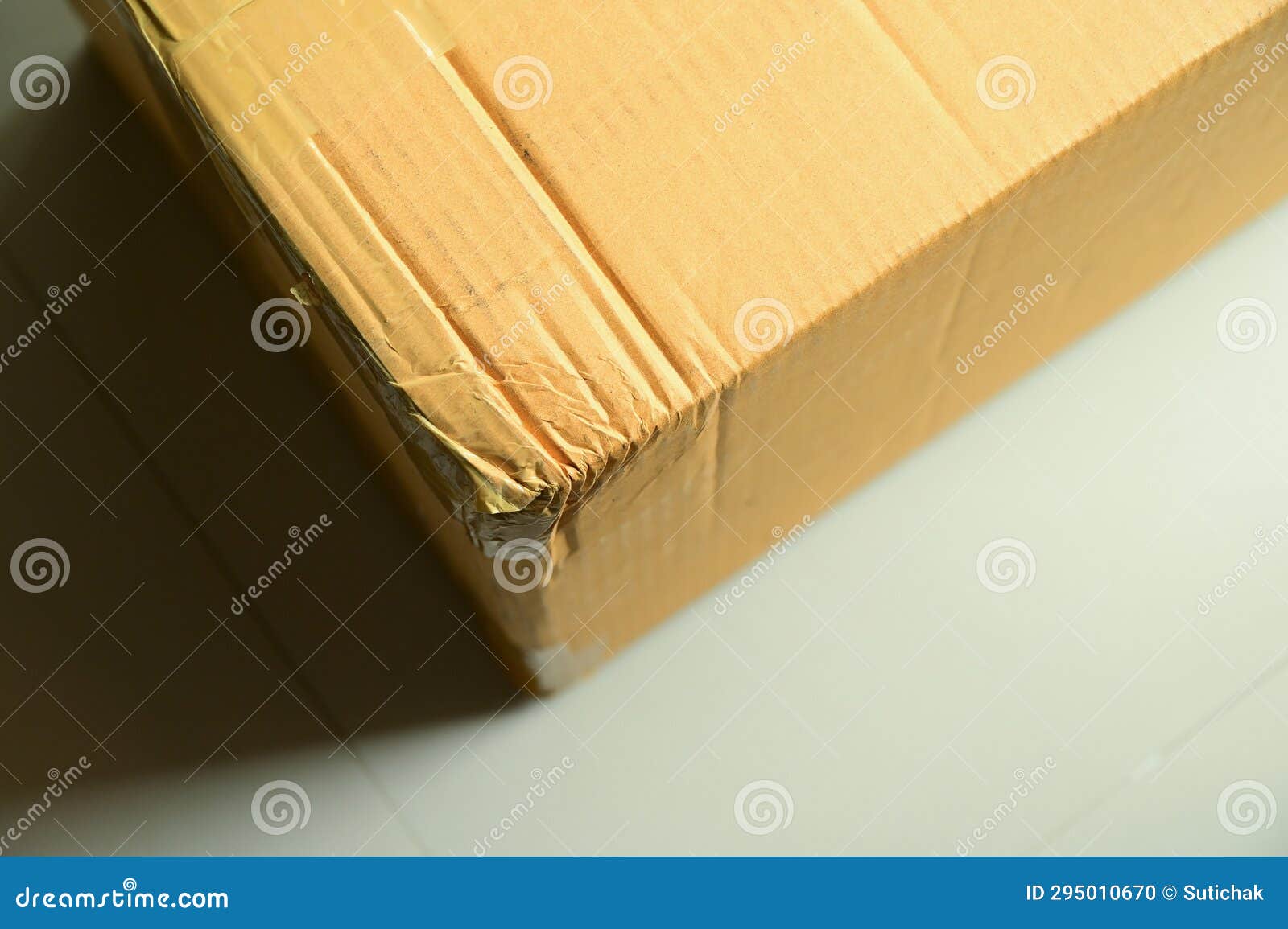 Brown Box Packaging for Shipping, Paper Texture Stock Photo - Image of ...