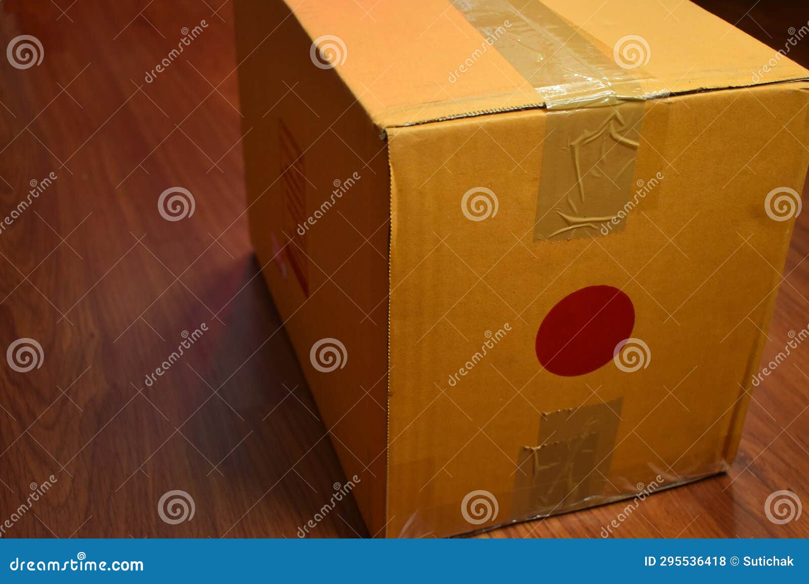 Brown Box Packaging for Shipping, Paper Texture Stock Photo - Image of ...