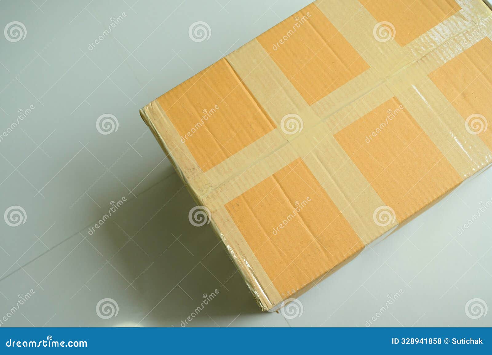 Brown Box Packaging for Shipping, Paper Texture Stock Photo - Image of ...