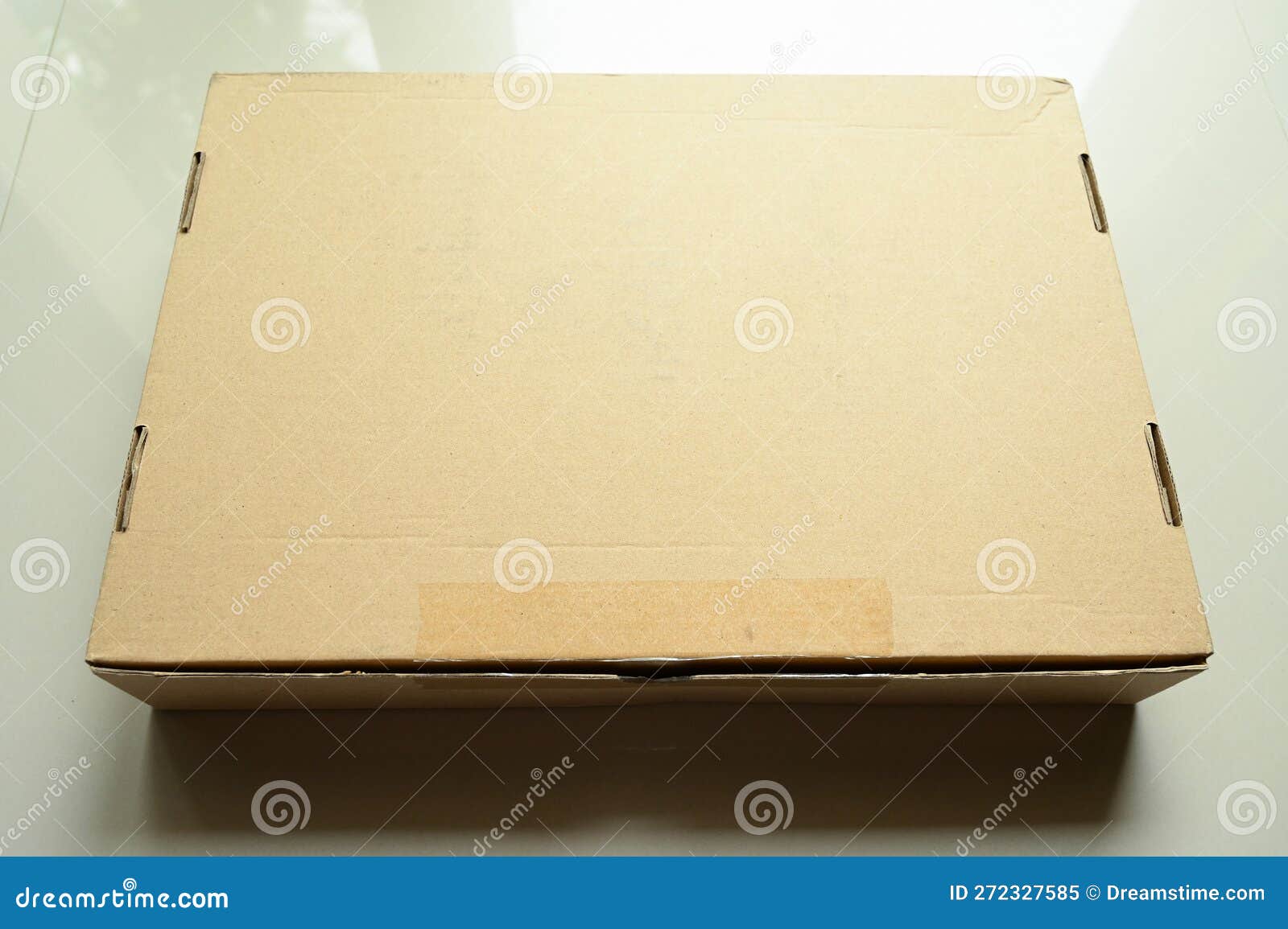 Brown Box Packaging for Shipping, Paper Texture Stock Image - Image of ...