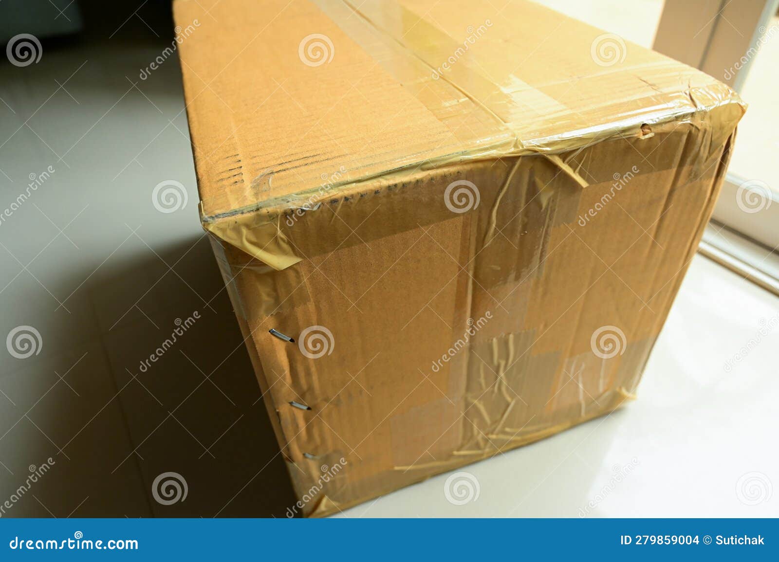 Brown Box Packaging for Shipping, Paper Textured Stock Photo - Image of ...