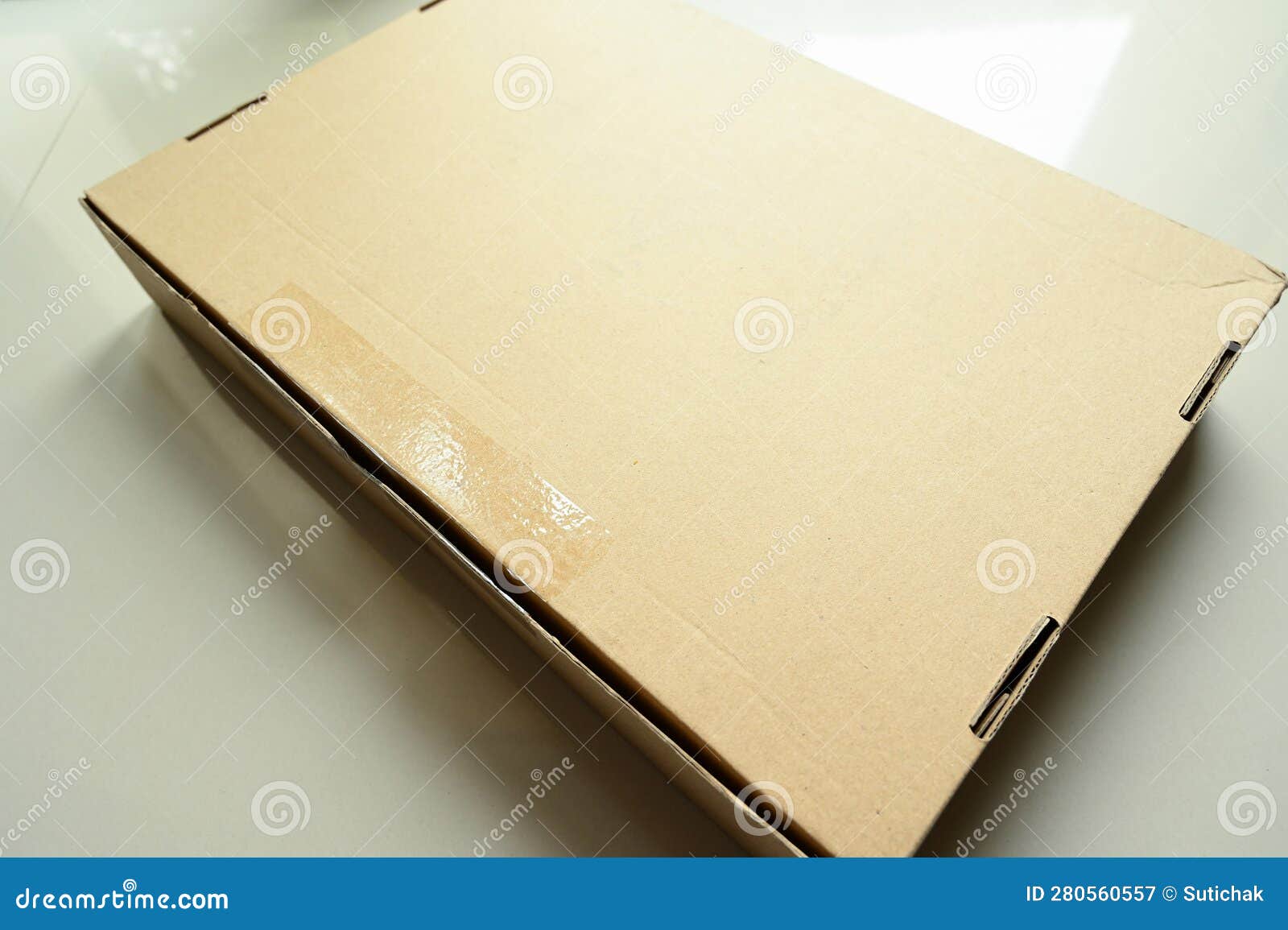 Brown Box Packaging for Shipping, Paper Textured Stock Image - Image of ...