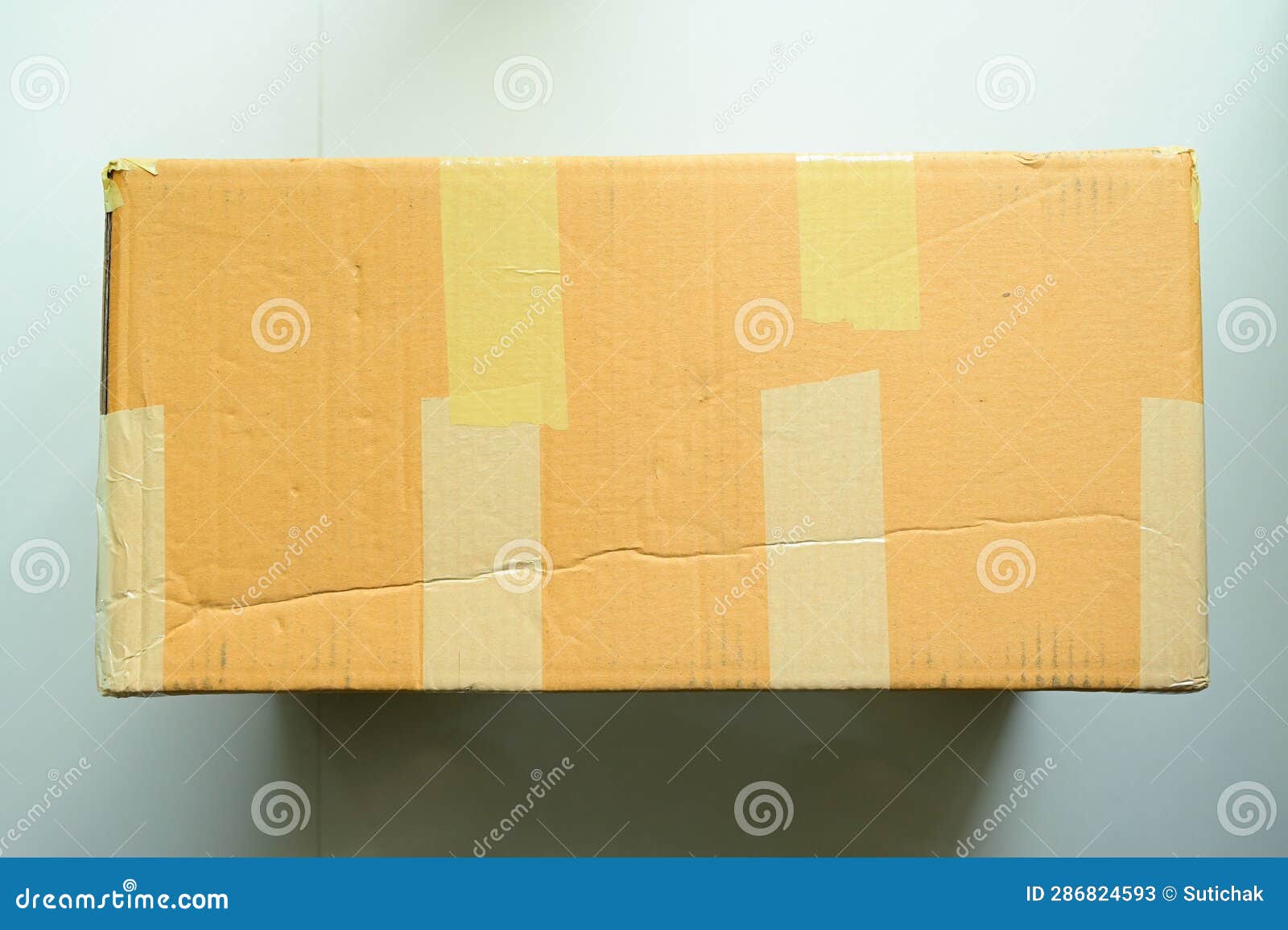 Brown Box Packaging for Shipping, Paper Textured Stock Image - Image of ...