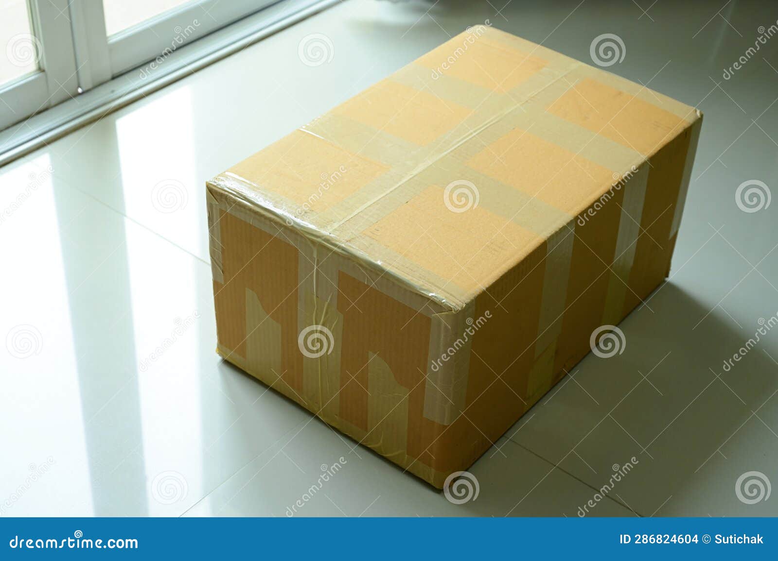 Brown Box Packaging for Shipping, Paper Textured Stock Photo - Image of ...