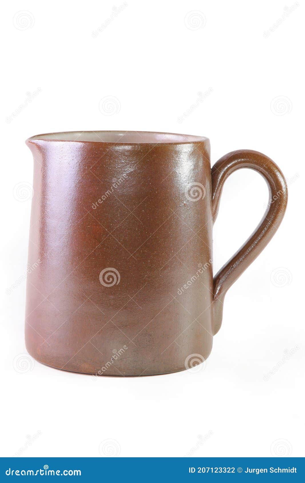 Brown ceramic mug stock photo. Image of empty, restaurant - 207123322