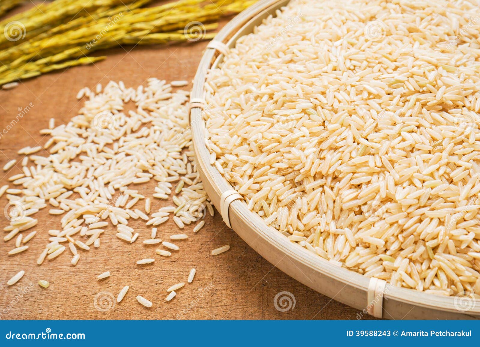 Brown Rice on Wicker Basket Stock Image - Image of calorie, organic ...