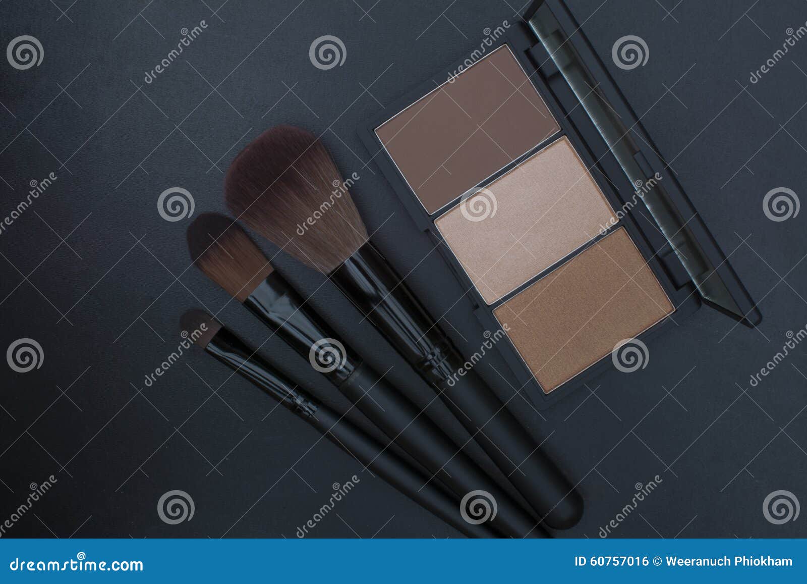 Brown Tone Face Contour and Makeup Brushes Stock Photo - Image of ...