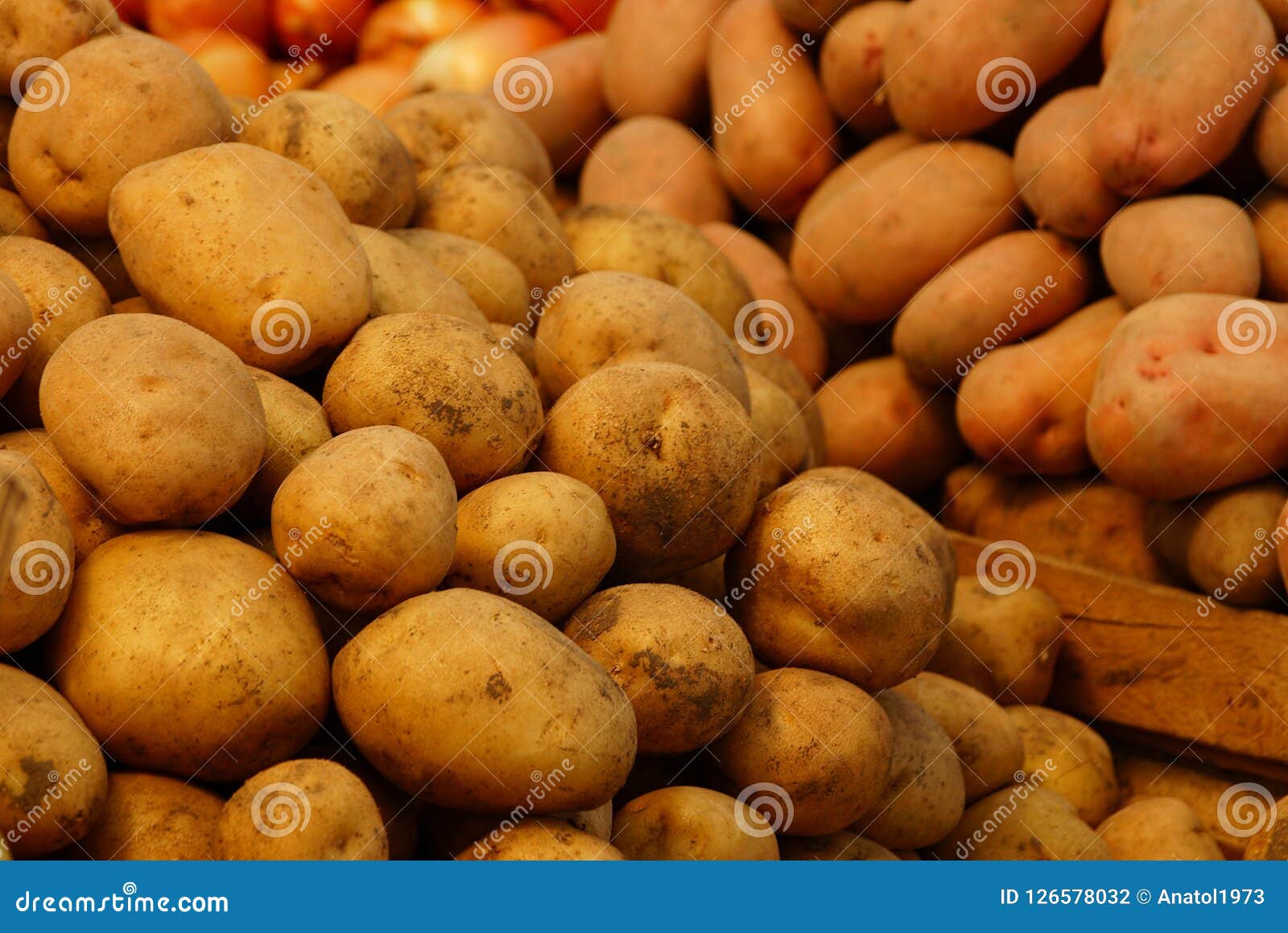 Brown Vegetative Natural Texture of Potato in a Heap Stock Photo ...