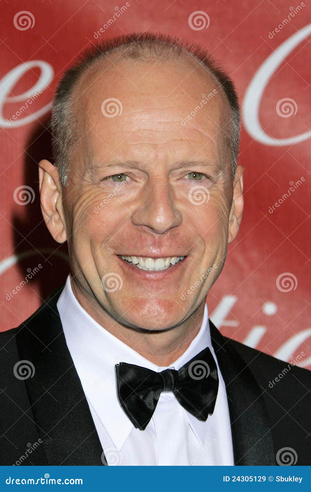 Bruce Willis editorial stock image. Image of willis, palm - 24305129