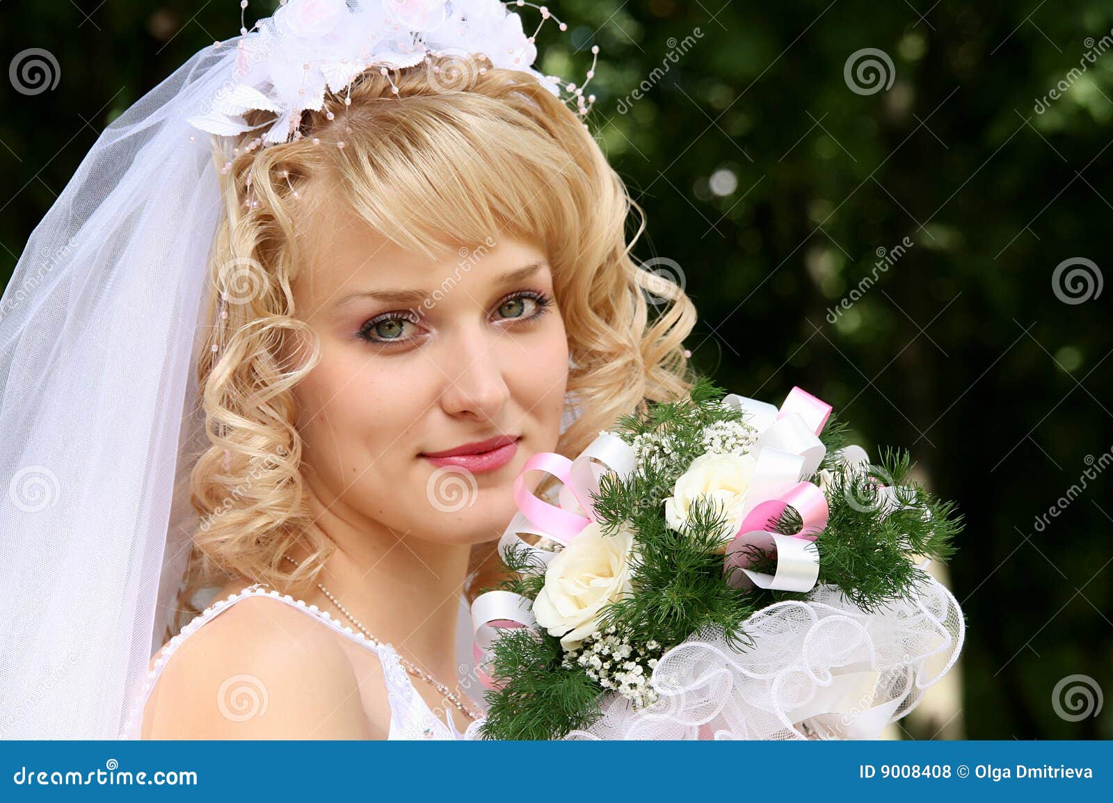 Brud arkivfoto. Bild av skönhet, klänning, flicka, kaukasisk - 9008408